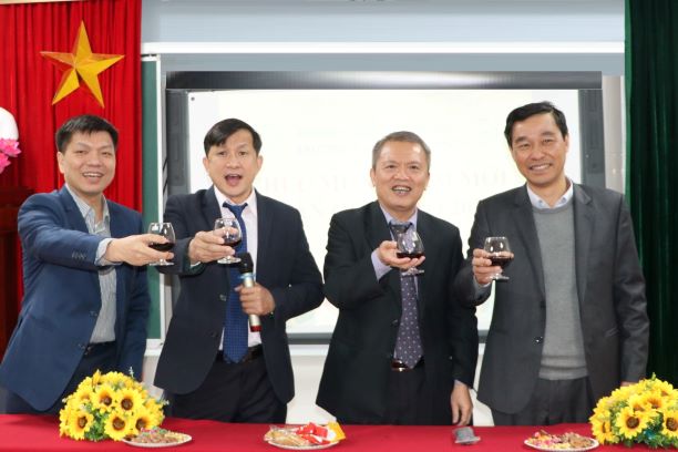 Trường Đại học Y Dược - Đại học Quốc gia Hà Nội