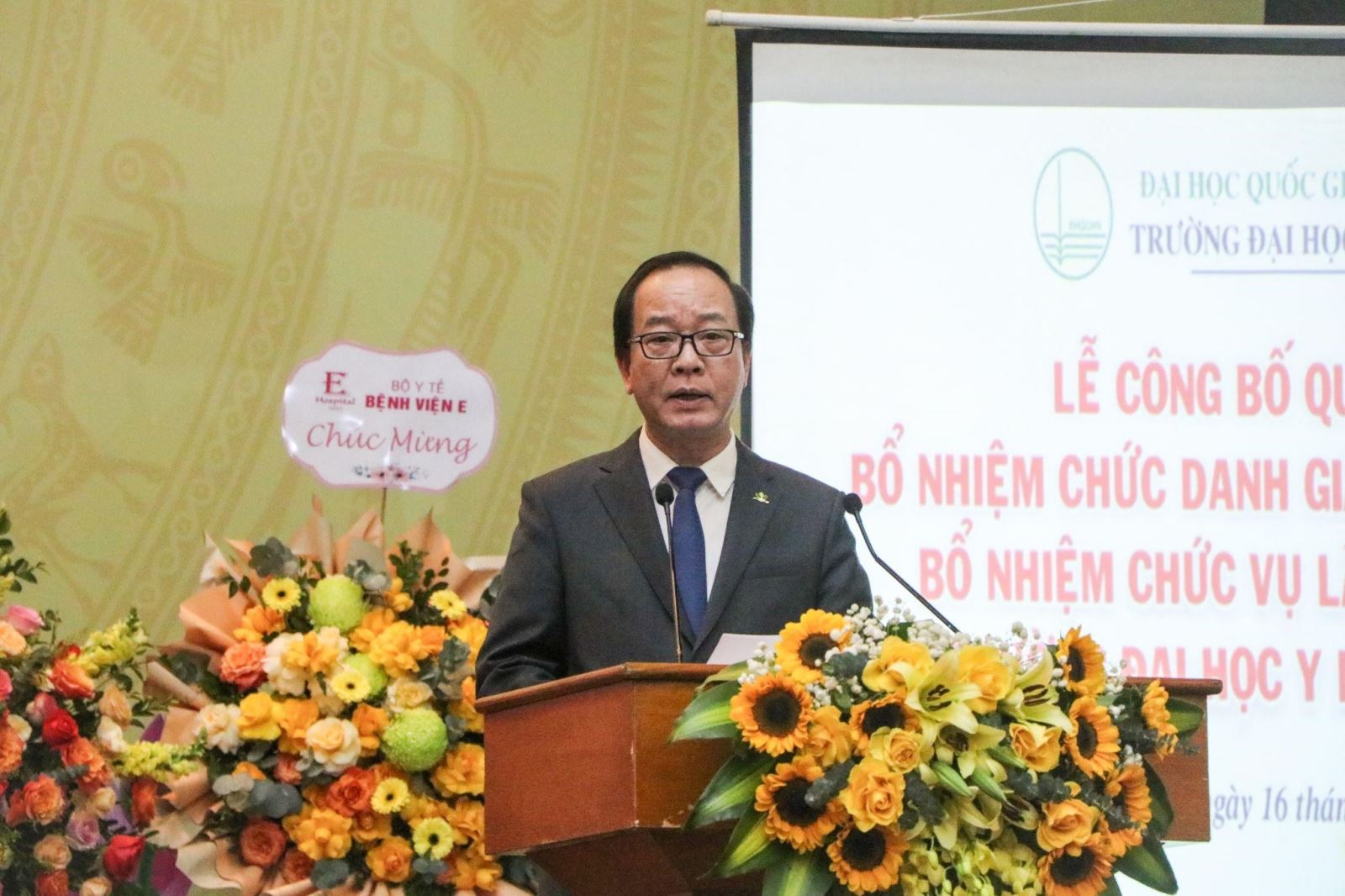 Lễ công bố và trao quyết định bổ nhiệm chức danh Giáo sư, Phó Giáo sư ...